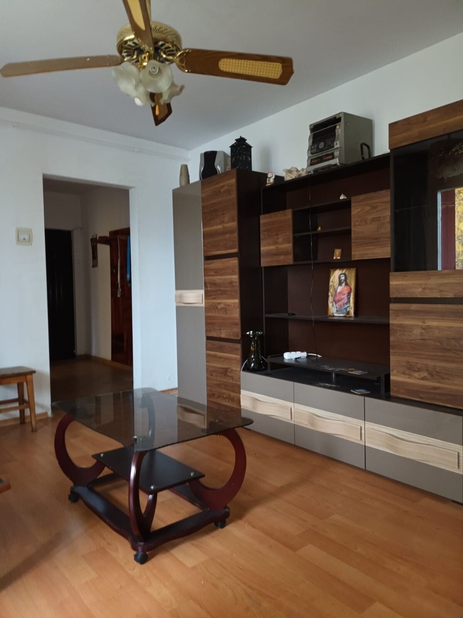 Apartament 3 camere Alexandru Obregia- Somesul Mare Apartament 3 camere ...