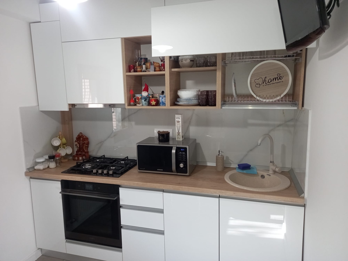 Mobilier la comanda Bucuresti/Ilfov - anuntul.ro