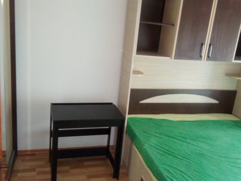 Apartament 3 camere Apusului - Cocosul Rosu - Autogara Militari ...