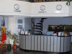 Angajare Receptionera, secretara, pentru cladire birouri - anuntul.ro