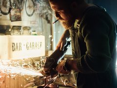 Angajare Montator structuri metalice de design Atelier Moldovean ...