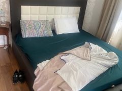 Casa Andronache, str Gorgan Spataru Casa form din parter si - anuntul.ro