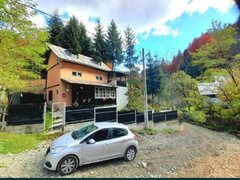 Casa Rucar, Arges, casa de vacanta in Rucar - anuntul.ro