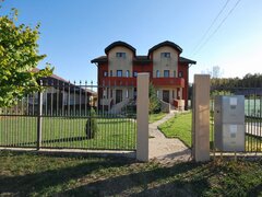 Casa Gradistea, Manastirea Caldarusani - anuntul.ro