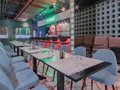 Angajare Ospatar. Restaurant Decadance angajeaza Ospatar cu expe ...